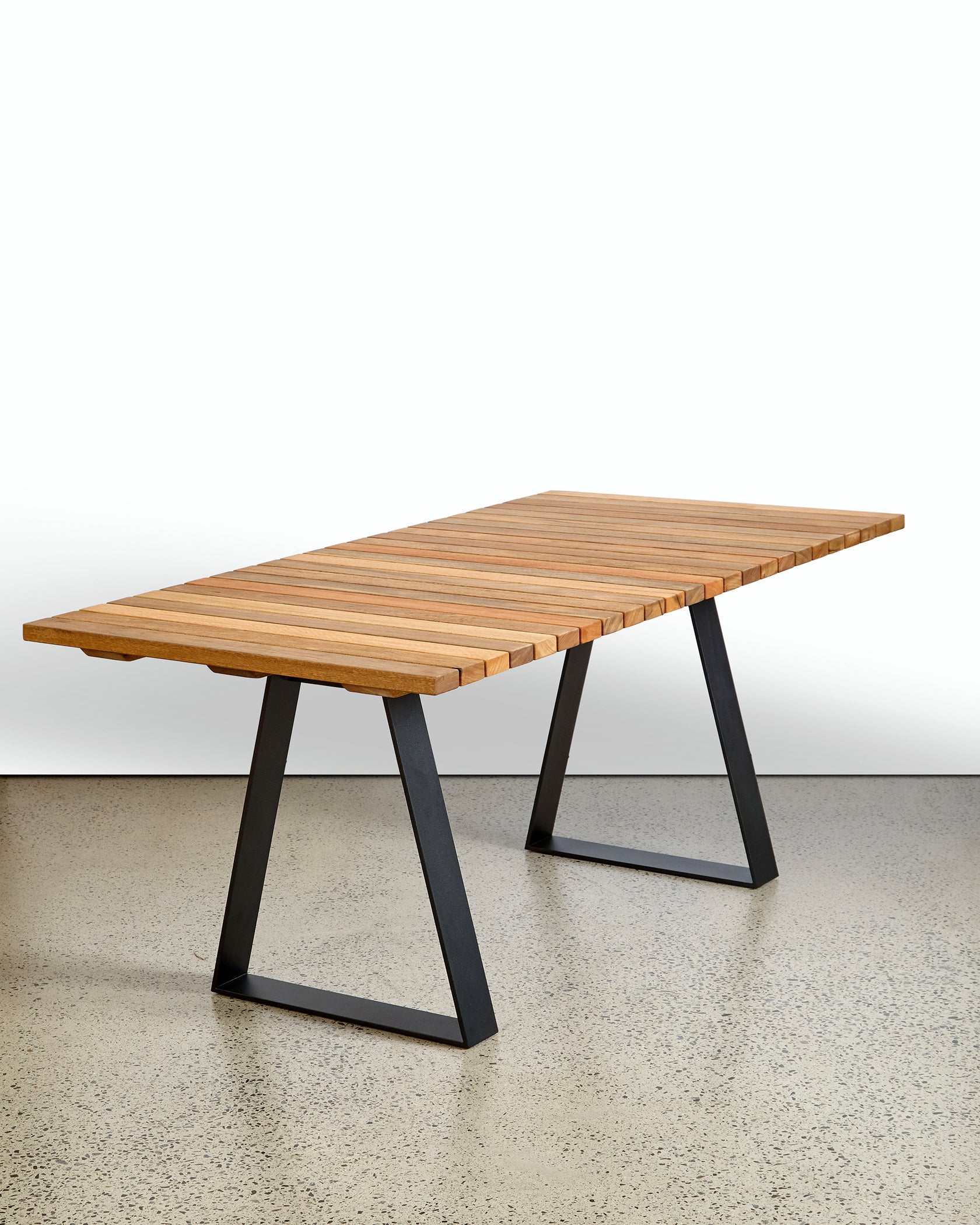 Custom Outdoor Tables | Solid Timber Outdoor Furniture | Sydney ...
